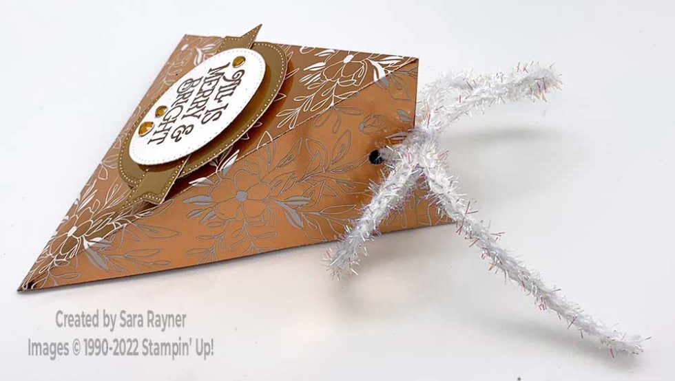 Tutorial for Splendid Day triangle box - Sara's crafting and stamping ...